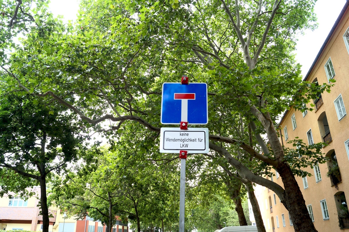 Sackgasse: Wichtige Verkehrsregeln, Zeichen, Bußgelder
