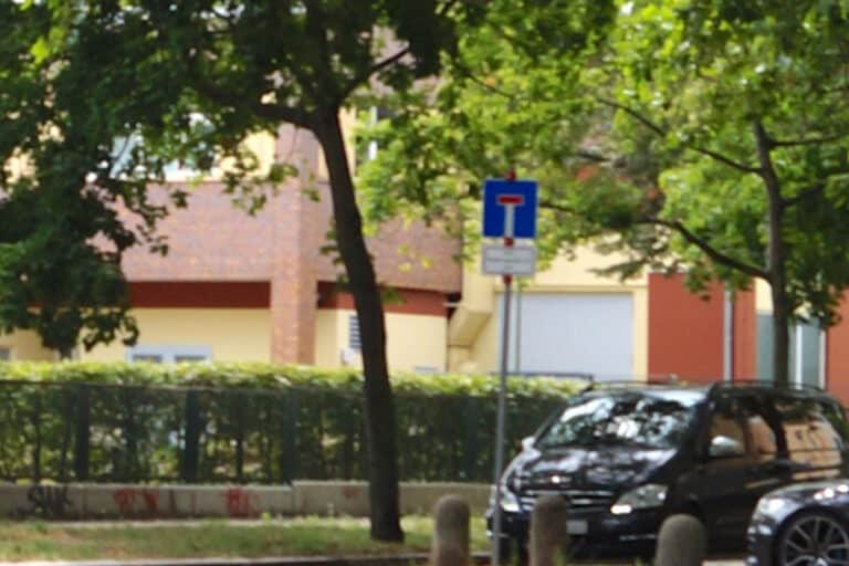 Sackgasse: Wichtige Verkehrsregeln, Zeichen, Bußgelder